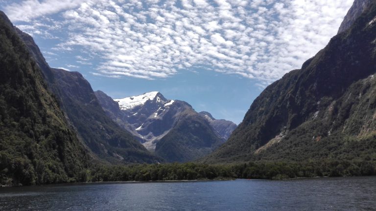 Exploring the south part of New Zealand's Southern Island - Sliva